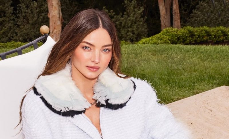 Supermodel Miranda Kerr Reveals Her Beauty Secret & 'At-Home Health ...